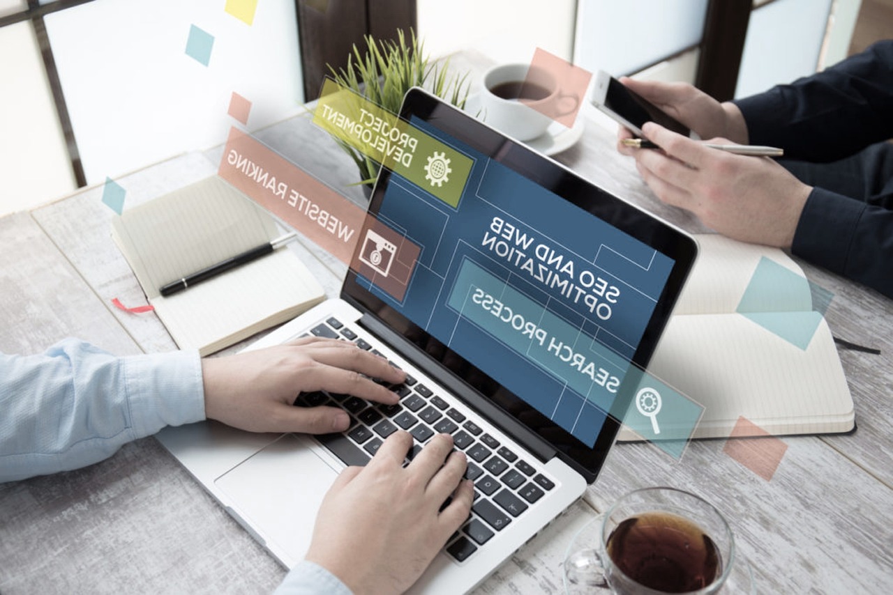 Webflow CMS pour créer un site Internet performant.